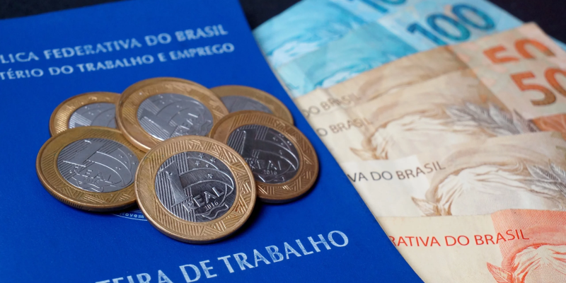 Segunda parcela do 13º salário entra em conta até sexta-feira e ...